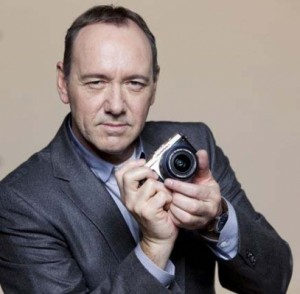Kevin Spacey Stars in Olympus PEN TV Ad – 43 Rumors